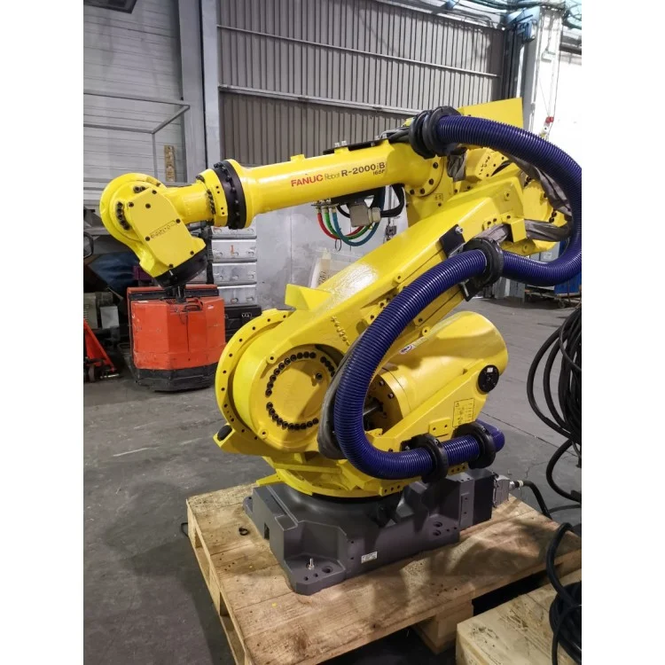 FANUC R2000iB 165F with R30iA controller - FANUC R2000iB