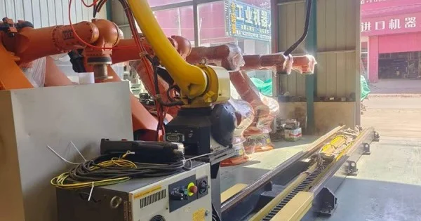 FANUC M-10iD/8L Arc Welding Robot - FANUC M-10iD/8L