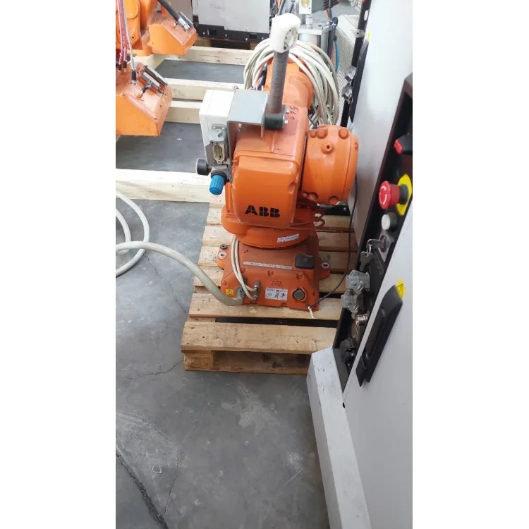 ABB IRB 140-6/0.8 M2004, IRC5 Controller