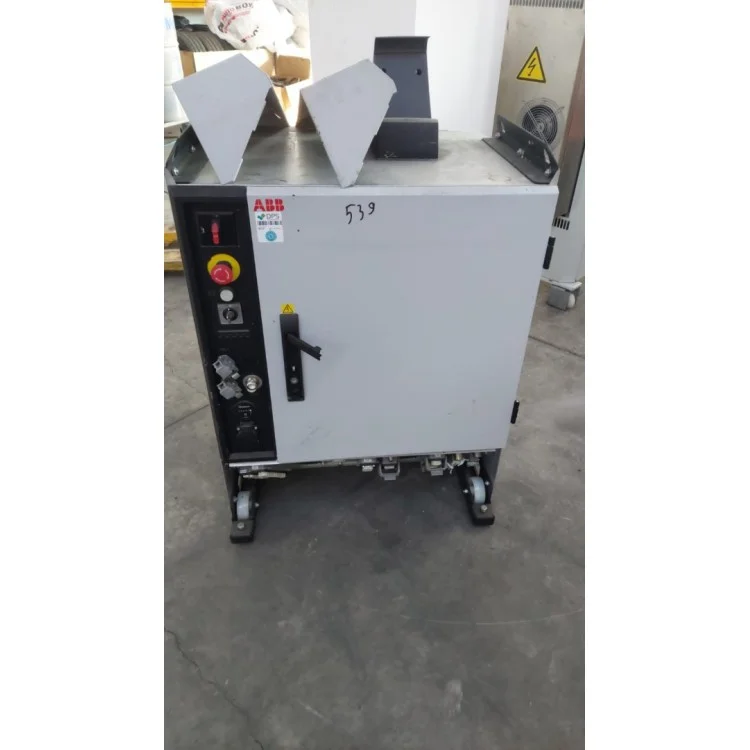 ABB IRB 140-6/0.8 M2004, IRC5 Control Cabinet - IRB140