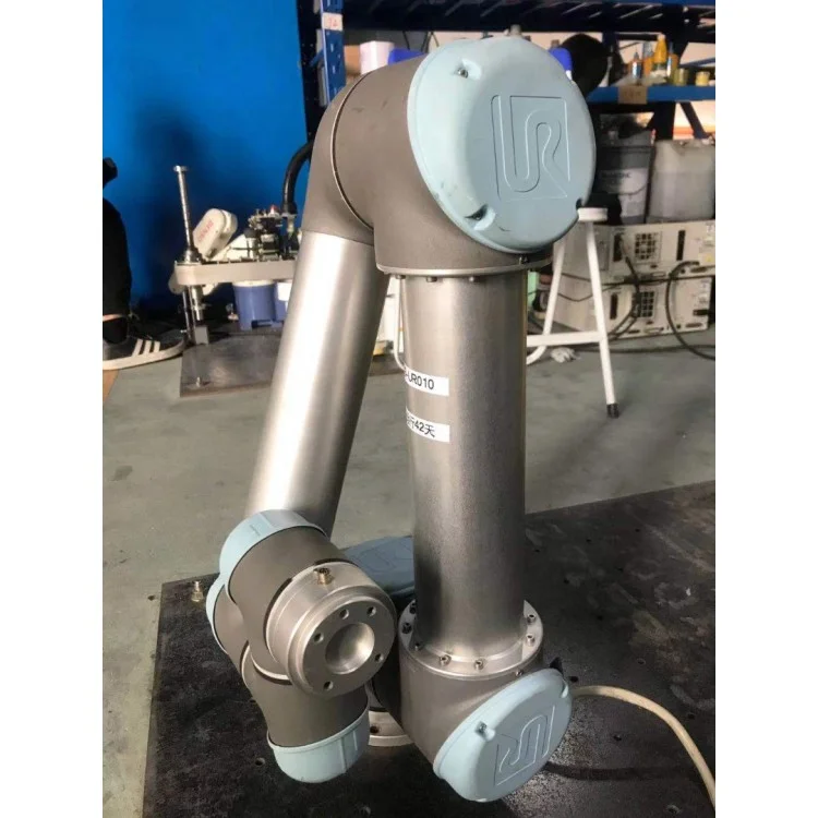 UNIVERSAL ROBOT UR5 collaborative robot - UR5